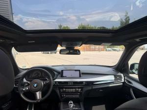 Grey BMW X5 2017 in Kaunas, with an engine capacity of 2.99 L and mileage of 227 thousand km for 23900 €, photo 7 on AUTOMOTO.COM.LV
