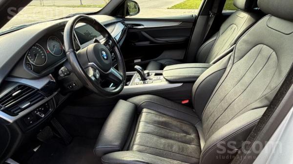 Grey BMW X5 2017 in Liepaja, with an engine capacity of 3.00 L and mileage of 164 thousand km for 22500 €, photo 6 on AUTOMOTO.COM.LV