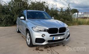 Grey BMW X5 2017 in Liepaja, with an engine capacity of 3.00 L and mileage of 164 thousand km for 22500 €, photo 3 on AUTOMOTO.COM.LV