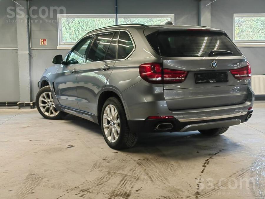 Pelēks BMW X5 2017 Jūrmala, ar dzinēja tilpumu 3.00 L un nobraukumu 180 tūkst. km par 15950 €, foto 4 vietnē AUTOMOTO.COM.LV