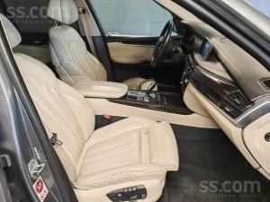 Pelēks BMW X5 2017 Jūrmala, ar dzinēja tilpumu 3.00 L un nobraukumu 180 tūkst. km par 15950 €, foto 6 vietnē AUTOMOTO.COM.LV