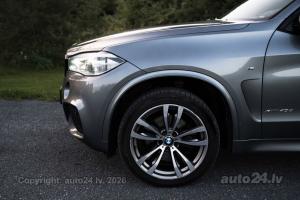 Pelēks BMW X5 2017 Rapla, ar dzinēja tilpumu 3.00 L un nobraukumu 318 tūkst. km par 22000 €, foto 5 vietnē AUTOMOTO.COM.LV