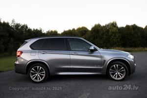 Pelēks BMW X5 2017 Rapla, ar dzinēja tilpumu 3.00 L un nobraukumu 318 tūkst. km par 22000 €, foto 7 vietnē AUTOMOTO.COM.LV