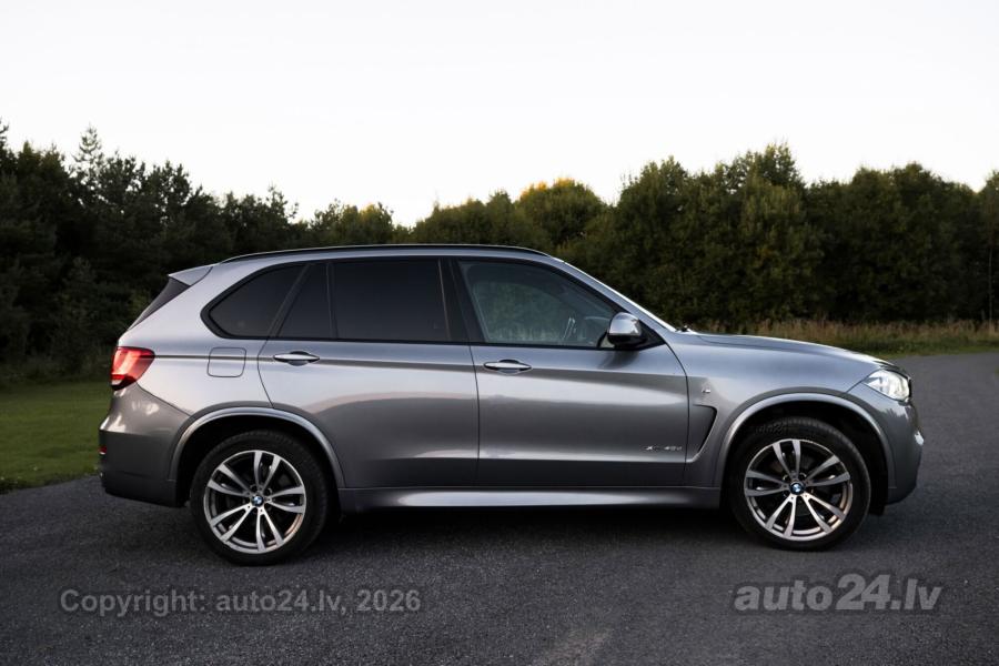 Pelēks BMW X5 2017 Rapla, ar dzinēja tilpumu 3.00 L un nobraukumu 318 tūkst. km par 22000 €, foto 7 vietnē AUTOMOTO.COM.LV