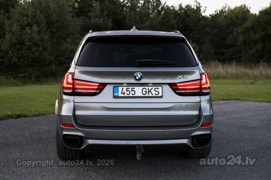 Pelēks BMW X5 2017 Rapla, ar dzinēja tilpumu 3.00 L un nobraukumu 318 tūkst. km par 22000 €, foto 8 vietnē AUTOMOTO.COM.LV