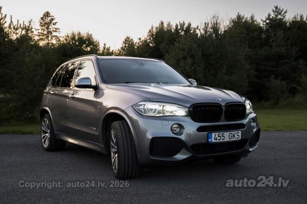 Grey BMW X5 2017 in Rapla, with an engine capacity of 3.00 L and mileage of 318 thousand km for 22000 €, photo 6 on AUTOMOTO.COM.LV