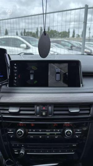 Grey BMW X5 2017 in Klaipeda, with an engine capacity of 2.99 L and mileage of 245 thousand km for 22500 €, photo 25 on AUTOMOTO.COM.LV