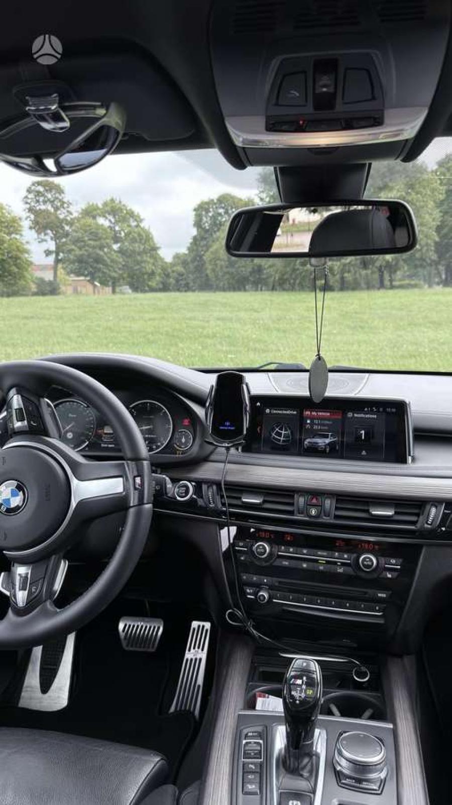 Grey BMW X5 2017 in Klaipeda, with an engine capacity of 2.99 L and mileage of 245 thousand km for 22500 €, photo 26 on AUTOMOTO.COM.LV