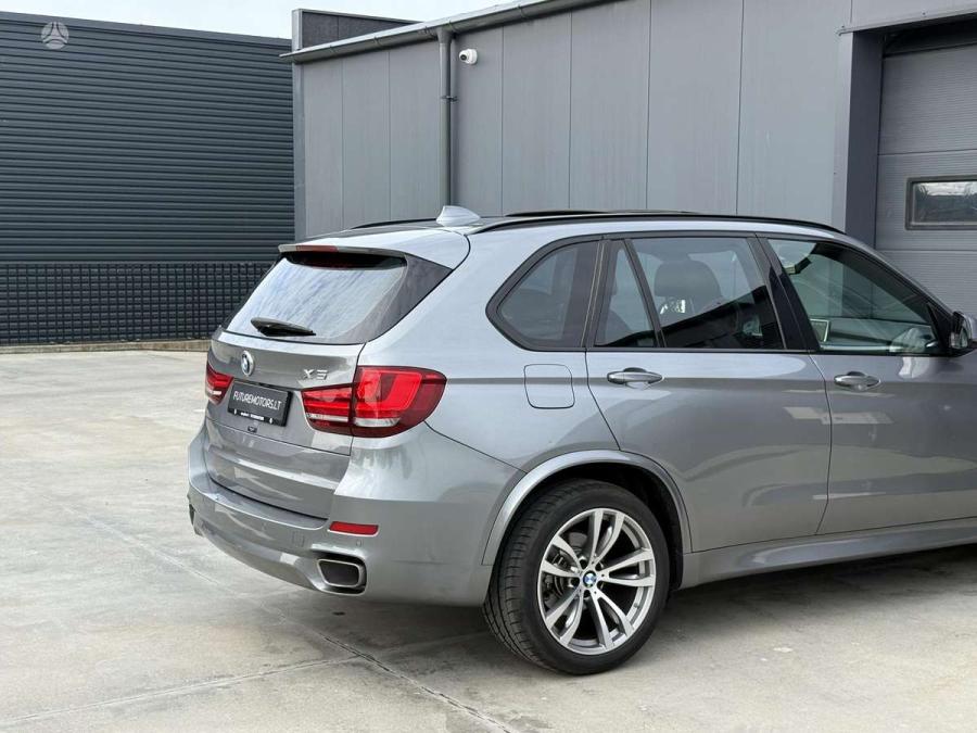 Pelēks BMW X5 2017 Kauņa, ar dzinēja tilpumu 2.99 L un nobraukumu 162 tūkst. km par 25500 €, foto 36 vietnē AUTOMOTO.COM.LV
