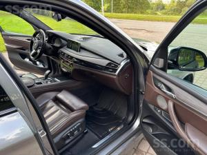 Pelēks BMW X5 2017 Cēsis, ar dzinēja tilpumu 3.00 L un nobraukumu 202 tūkst. km par 28200 €, foto 12 vietnē AUTOMOTO.COM.LV