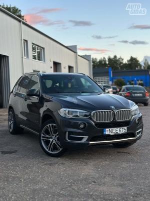 Pelēks BMW X5 2017 Skuodas, ar dzinēja tilpumu 3.50 L un nobraukumu 203 tūkst. km par 15900 €, foto 3 vietnē AUTOMOTO.COM.LV