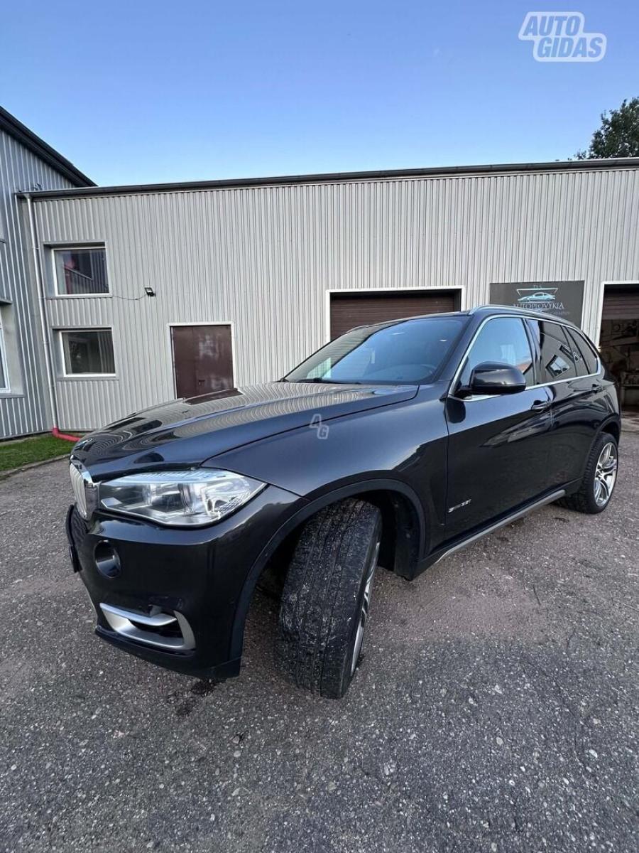 Pelēks BMW X5 2017 Skuodas, ar dzinēja tilpumu 3.50 L un nobraukumu 203 tūkst. km par 15900 €, foto 4 vietnē AUTOMOTO.COM.LV