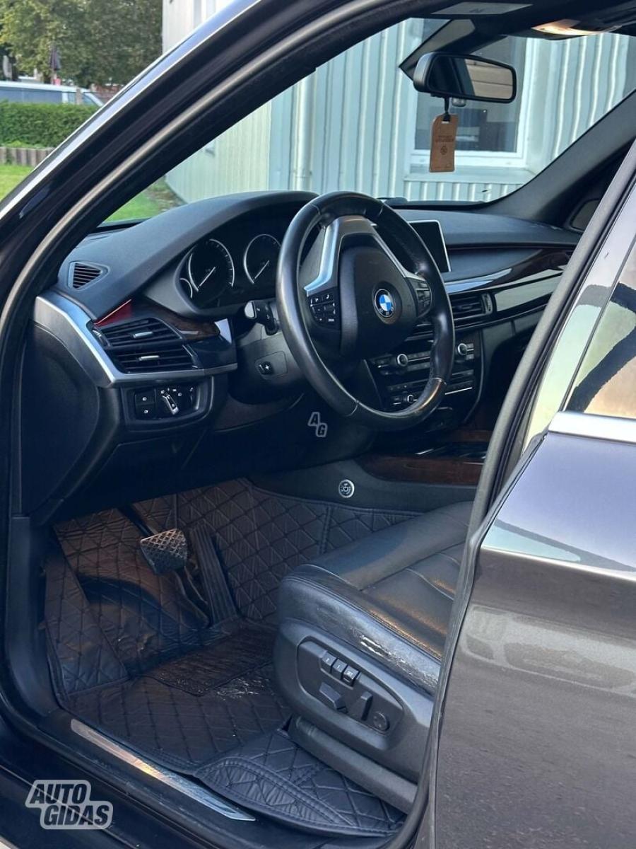 Pelēks BMW X5 2017 Skuodas, ar dzinēja tilpumu 3.50 L un nobraukumu 203 tūkst. km par 15900 €, foto 5 vietnē AUTOMOTO.COM.LV