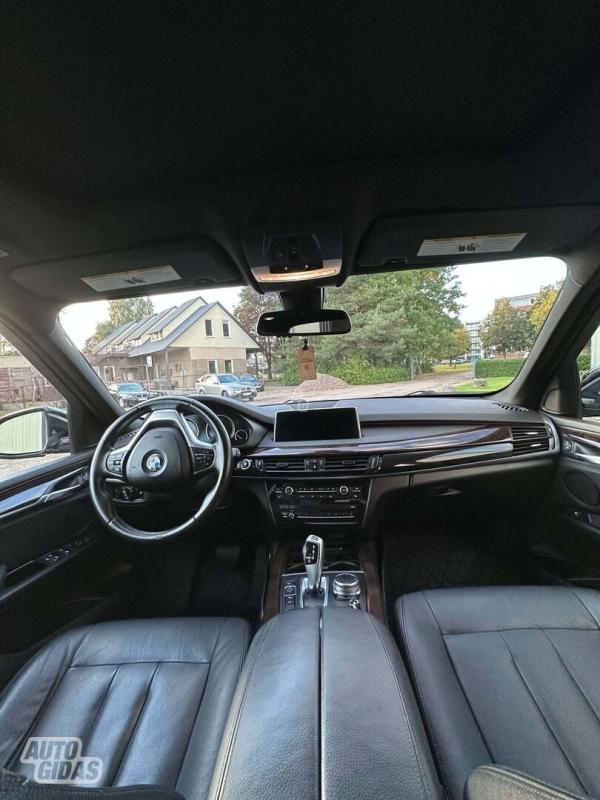 BMW X5 2017 Skuodas vietnÄ PelÄks BMW X5 2017 Skuodas, ar dzinÄja tilpumu 3.50 L un nobraukumu 203 tÅ«kst. km par 15900 ā¬, foto 6 vietnÄ AUTOMOTO.COM.LV