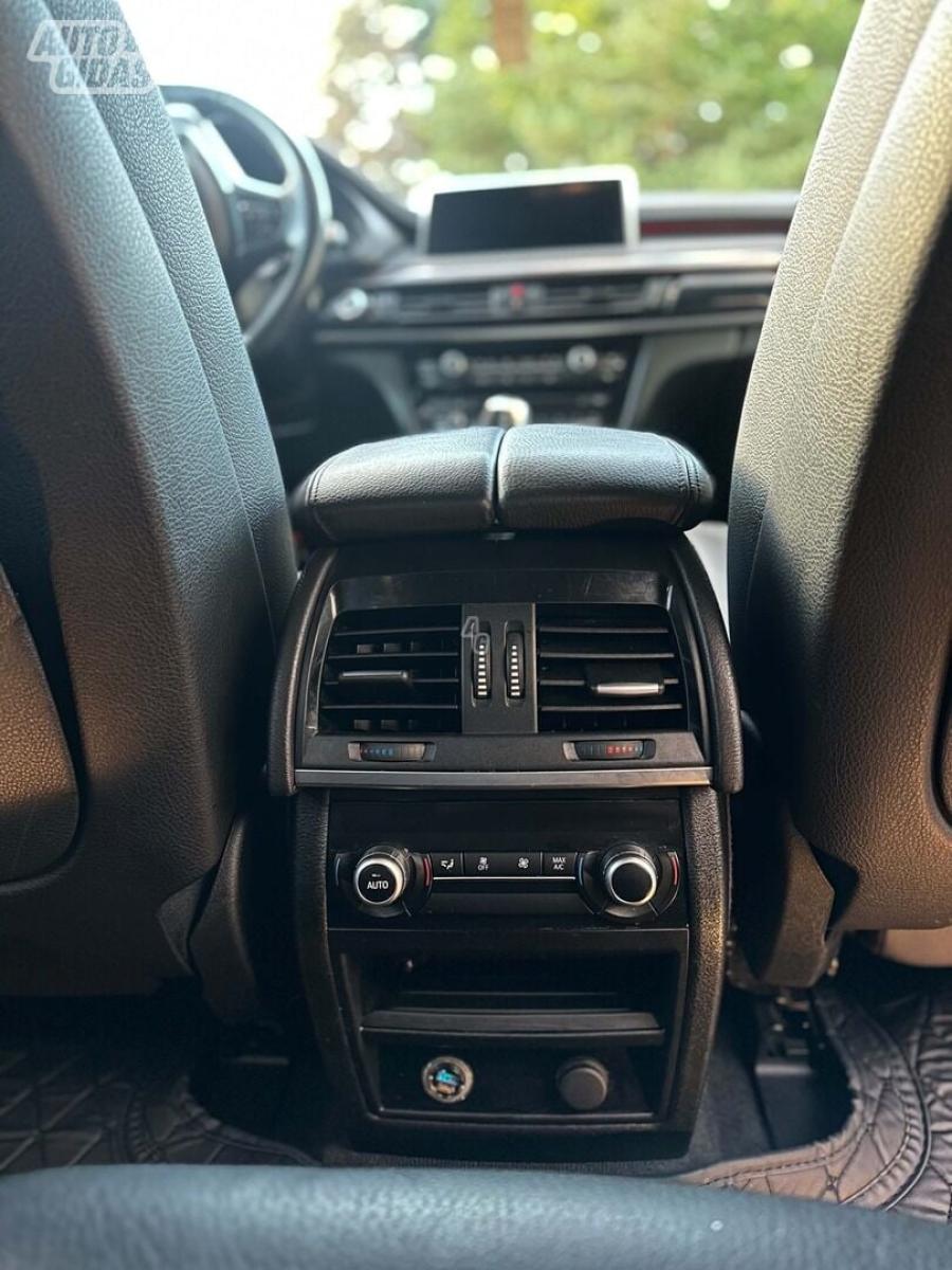 Pelēks BMW X5 2017 Skuodas, ar dzinēja tilpumu 3.50 L un nobraukumu 203 tūkst. km par 15900 €, foto 7 vietnē AUTOMOTO.COM.LV