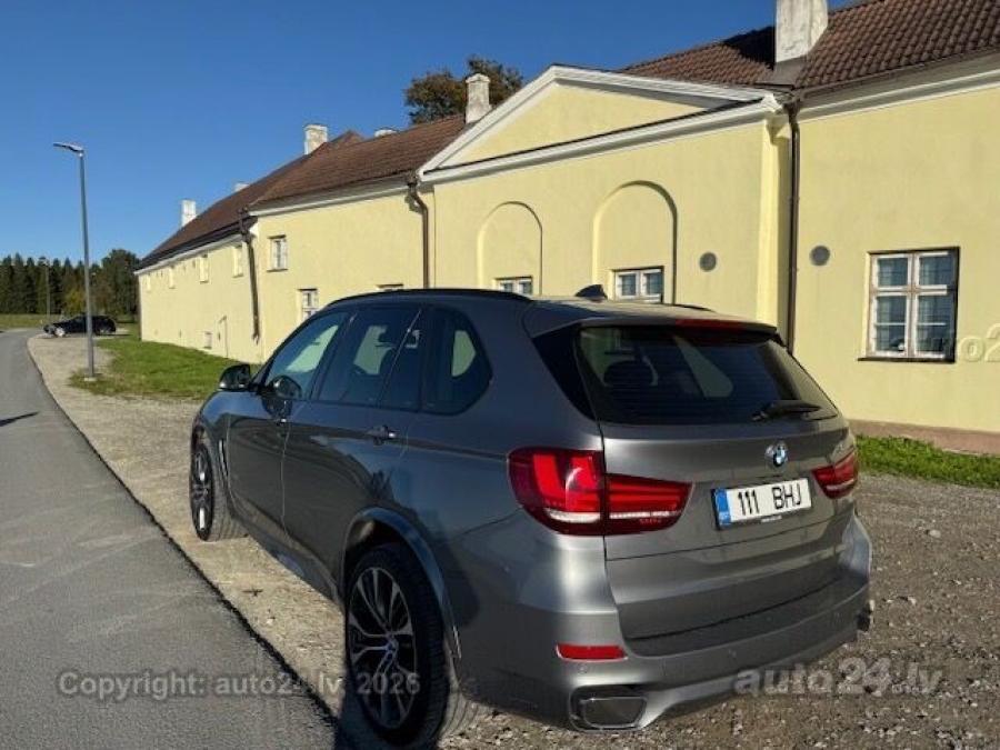 Grey BMW X5 2017 in Tallinn, with an engine capacity of 3.00 L and mileage of 65 thousand km for 29000 €, photo 4 on AUTOMOTO.COM.LV