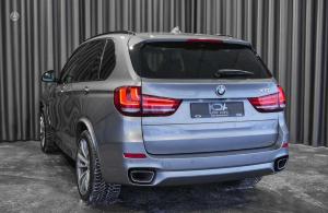 Grey BMW X5 2018 in Marijampole, with an engine capacity of 2.99 L and mileage of 244 thousand km for 24850 €, photo 8 on AUTOMOTO.COM.LV