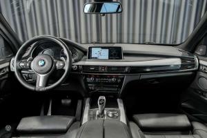 Grey BMW X5 2018 in Marijampole, with an engine capacity of 2.99 L and mileage of 244 thousand km for 24850 €, photo 15 on AUTOMOTO.COM.LV