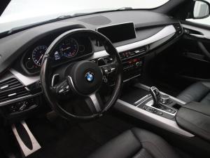 Pelēks BMW X5 2018 Viļņa, ar dzinēja tilpumu 2.00 L un nobraukumu 173 tūkst. km par 25899 €, foto 16 vietnē AUTOMOTO.COM.LV