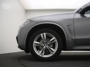 Pelēks BMW X5 2018 Viļņa, ar dzinēja tilpumu 2.00 L un nobraukumu 173 tūkst. km par 25899 €, foto 28 vietnē AUTOMOTO.COM.LV