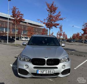 Grey BMW X5 2018 in Klaipeda, with an engine capacity of 3.00 L and mileage of 70 thousand km for 26300 €, photo 4 on AUTOMOTO.COM.LV