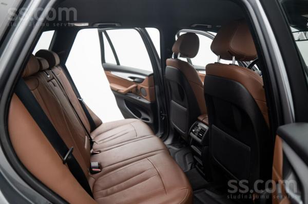 Grey BMW X5 2018 in Tallinn, with an engine capacity of 2.00 L and mileage of 102 thousand km for 24499 €, photo 9 on AUTOMOTO.COM.LV