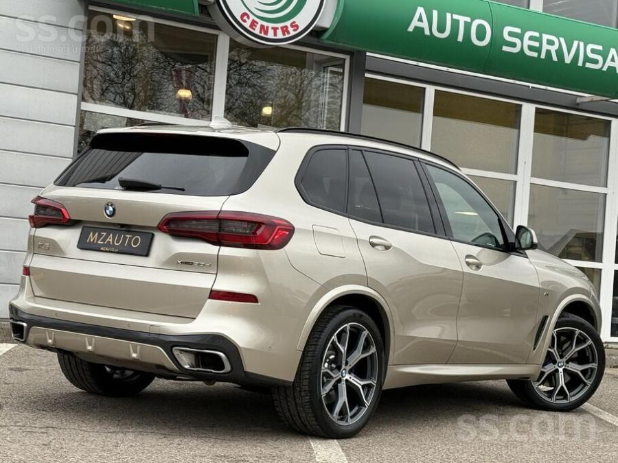 Grey BMW X5 2018 in Tukums, with an engine capacity of 3.00 L and mileage of 199 thousand km for 38999 €, photo 5 on AUTOMOTO.COM.LV