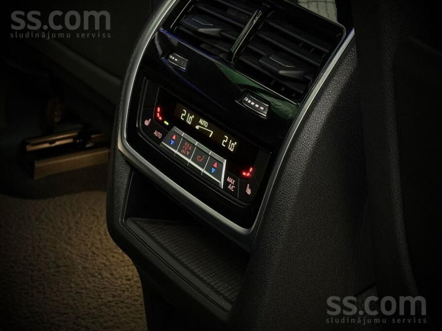 Grey BMW X5 2018 in Tukums, with an engine capacity of 3.00 L and mileage of 199 thousand km for 38999 €, photo 13 on AUTOMOTO.COM.LV