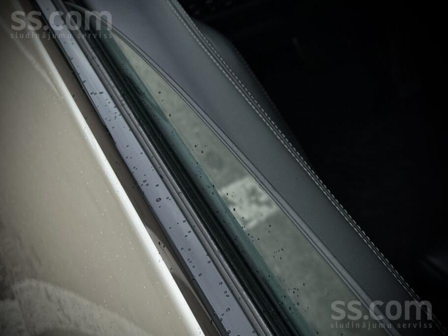Grey BMW X5 2018 in Tukums, with an engine capacity of 3.00 L and mileage of 199 thousand km for 38999 €, photo 19 on AUTOMOTO.COM.LV