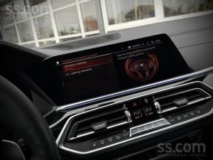 Grey BMW X5 2018 in Tukums, with an engine capacity of 3.00 L and mileage of 199 thousand km for 38999 €, photo 23 on AUTOMOTO.COM.LV