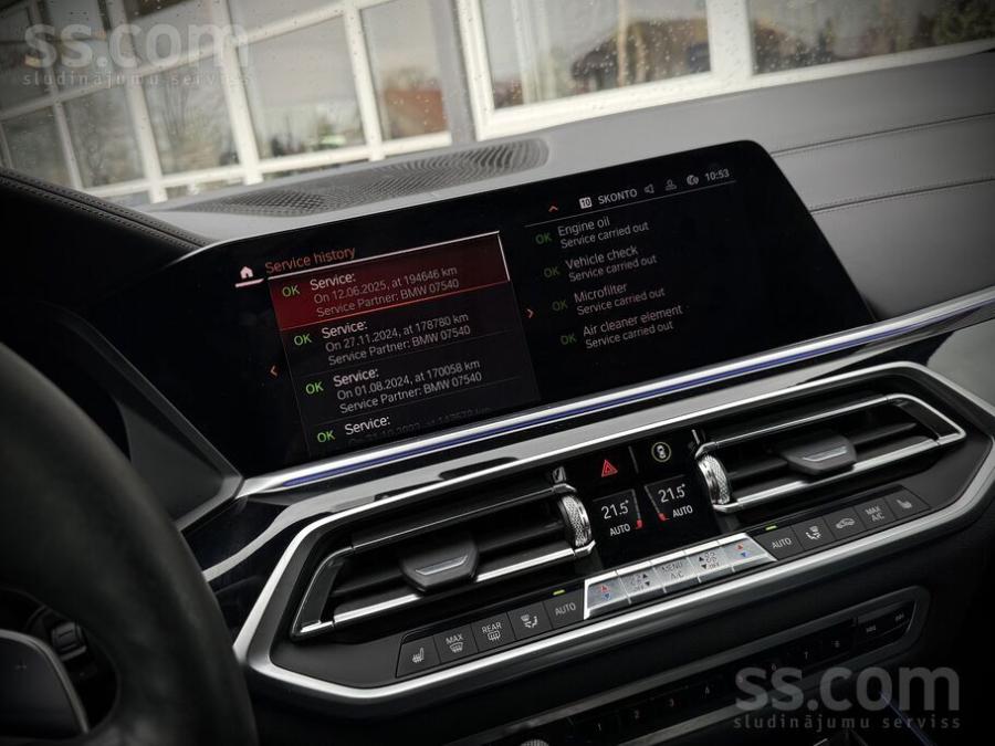 Grey BMW X5 2018 in Tukums, with an engine capacity of 3.00 L and mileage of 199 thousand km for 38999 €, photo 29 on AUTOMOTO.COM.LV