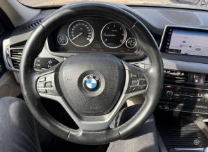 Grey BMW X5 2018 in Siauliai, with an engine capacity of 2.00 L and mileage of 237 thousand km for 16900 €, photo 13 on AUTOMOTO.COM.LV
