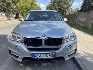 Grey BMW X5 2018 in Vilnius, with an engine capacity of 2.99 L and mileage of 320 thousand km for 17200 €, photo  on AUTOMOTO.COM.LV