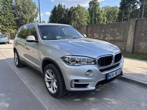 Grey BMW X5 2018 in Vilnius, with an engine capacity of 2.99 L and mileage of 320 thousand km for 17200 €, photo 3 on AUTOMOTO.COM.LV