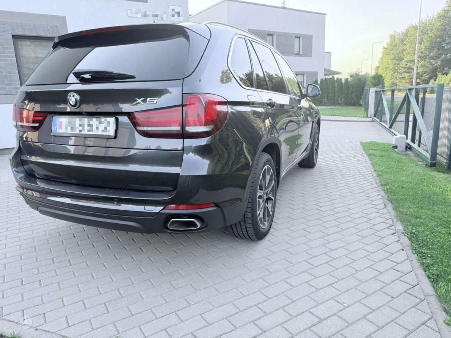 Pelēks BMW X5 2018 Viļņa, ar dzinēja tilpumu 2.99 L un nobraukumu 211 tūkst. km par 25700 €, foto 7 vietnē AUTOMOTO.COM.LV