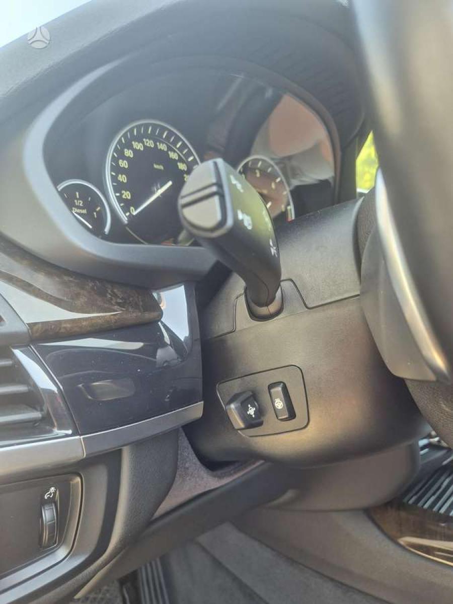 Pelēks BMW X5 2018 Viļņa, ar dzinēja tilpumu 2.99 L un nobraukumu 211 tūkst. km par 25700 €, foto 20 vietnē AUTOMOTO.COM.LV