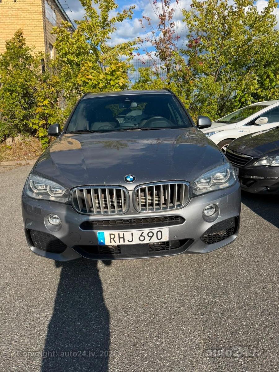 Pelēks BMW X5 2018 Pērnava, ar dzinēja tilpumu 2.00 L un nobraukumu 129 tūkst. km par 26500 €, foto 9 vietnē AUTOMOTO.COM.LV