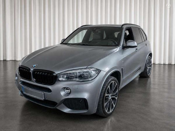 Grey BMW X5 2018 in Tukums, with an engine capacity of 2.99 L and mileage of 192 thousand km for 27777 €, photo 1 on AUTOMOTO.COM.LV