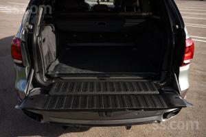 Pelēks BMW X5 2018 Daugavpils, ar dzinēja tilpumu 3.00 L un nobraukumu 97 tūkst. km par 30000 €, foto 21 vietnē AUTOMOTO.COM.LV