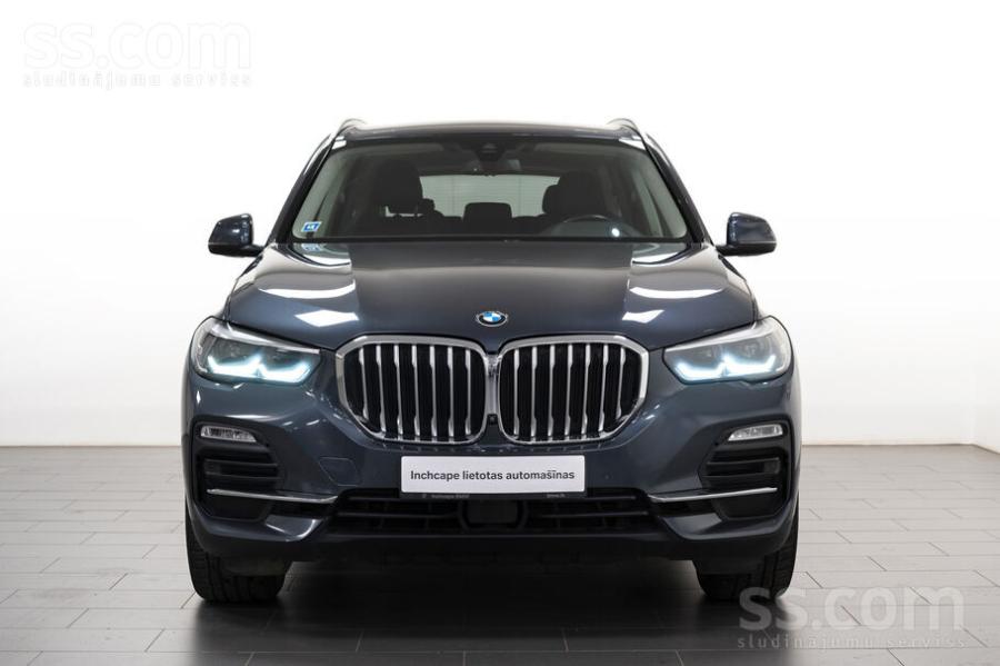 Pelēks BMW X5 2019 Rīga, ar dzinēja tilpumu 3.00 L un nobraukumu 157 tūkst. km par 38900 €, foto 3 vietnē AUTOMOTO.COM.LV