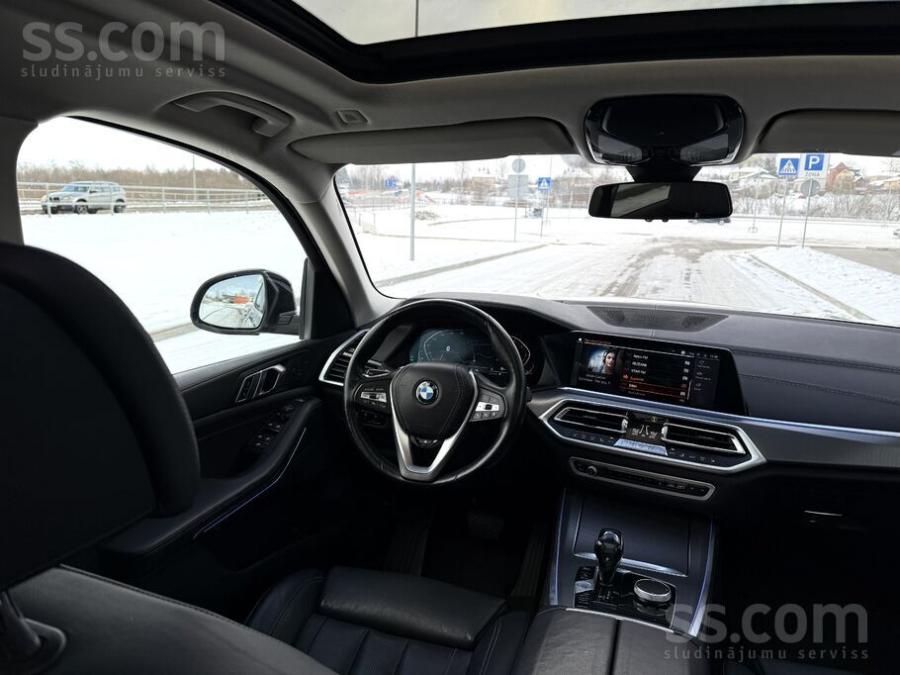 Grey BMW X5 2019 in Rezekne, with an engine capacity of 2.00 L and mileage of 184 thousand km for 35990 €, photo 12 on AUTOMOTO.COM.LV
