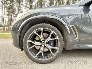 Pelēks BMW X5 2019 Tallina, ar dzinēja tilpumu 3.00 L un nobraukumu 125 tūkst. km par 49900 €, foto 9 vietnē AUTOMOTO.COM.LV