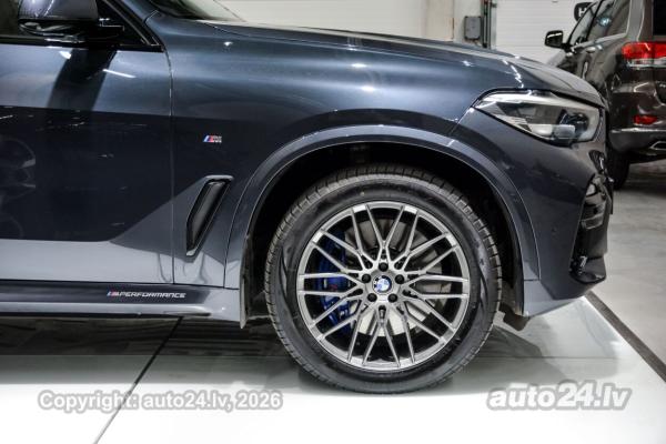 Pelēks BMW X5 2019 Tallina, ar dzinēja tilpumu 3.00 L un nobraukumu 204 tūkst. km par 38500 €, foto 7 vietnē AUTOMOTO.COM.LV