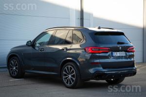 Pelēks BMW X5 2019 Rīga, ar dzinēja tilpumu 3.00 L un nobraukumu 119 tūkst. km par 40000 €, foto 15 vietnē AUTOMOTO.COM.LV