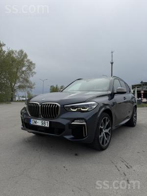Grey BMW X5 2019 in Riga, with an engine capacity of 3.00 L and mileage of 0 thousand km for 35500 €, photo  on AUTOMOTO.COM.LV