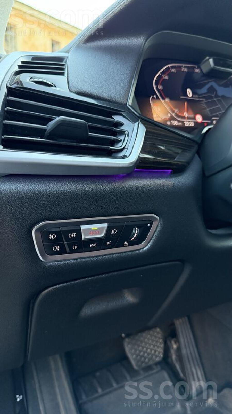 Pelēks BMW X5 2019 Daugavpils, ar dzinēja tilpumu 3.00 L un nobraukumu 193 tūkst. km par 38500 €, foto 13 vietnē AUTOMOTO.COM.LV