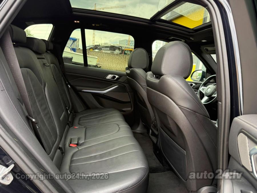 Pelēks BMW X5 2019 Tallina, ar dzinēja tilpumu 3.00 L un nobraukumu 165 tūkst. km par 44990 €, foto 11 vietnē AUTOMOTO.COM.LV