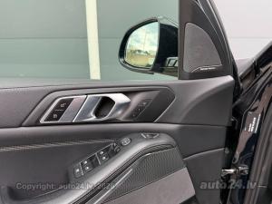 Pelēks BMW X5 2019 Tallina, ar dzinēja tilpumu 3.00 L un nobraukumu 165 tūkst. km par 44990 €, foto 13 vietnē AUTOMOTO.COM.LV