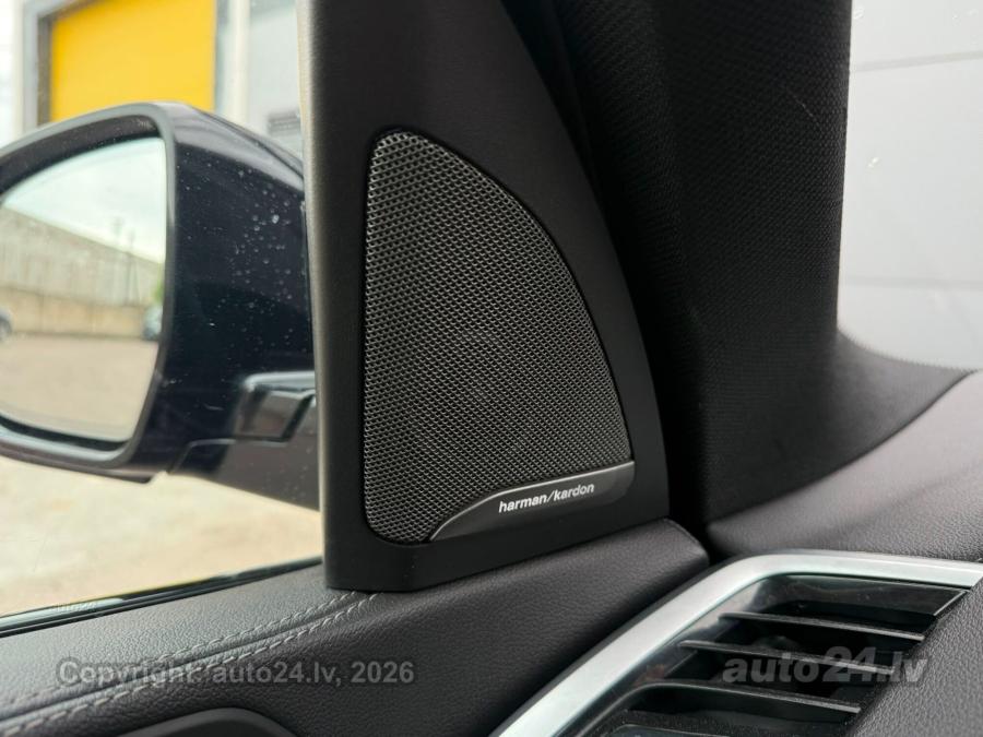 Pelēks BMW X5 2019 Tallina, ar dzinēja tilpumu 3.00 L un nobraukumu 165 tūkst. km par 44990 €, foto 19 vietnē AUTOMOTO.COM.LV