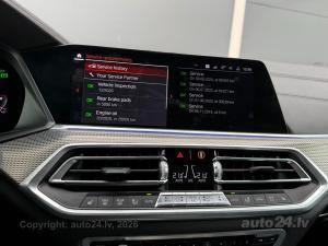 Pelēks BMW X5 2019 Tallina, ar dzinēja tilpumu 3.00 L un nobraukumu 165 tūkst. km par 44990 €, foto 25 vietnē AUTOMOTO.COM.LV